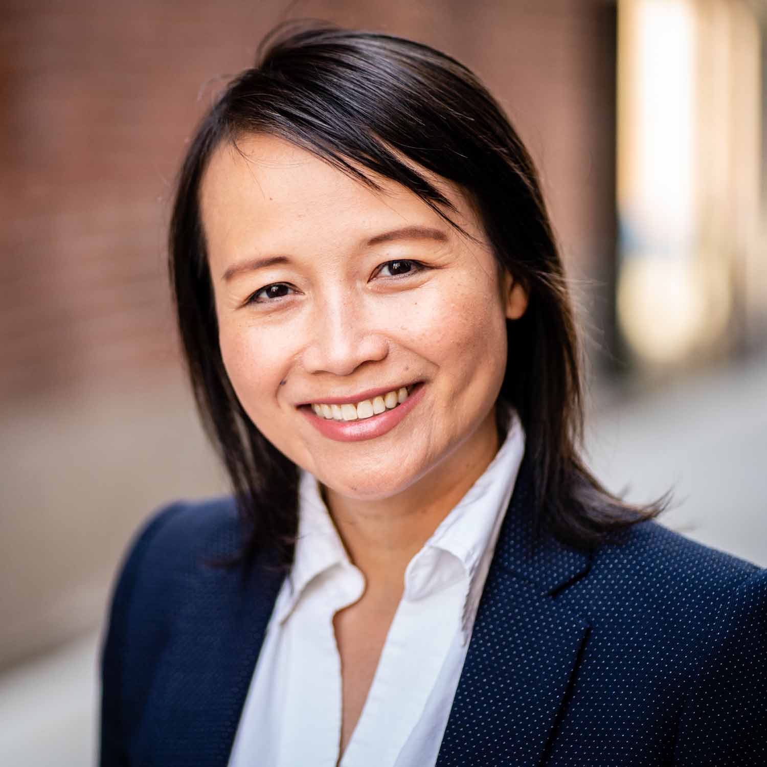 The Curiosity-Based Approach: Improving Workplace Relationships With Dr. Julie Pham | Author Factor